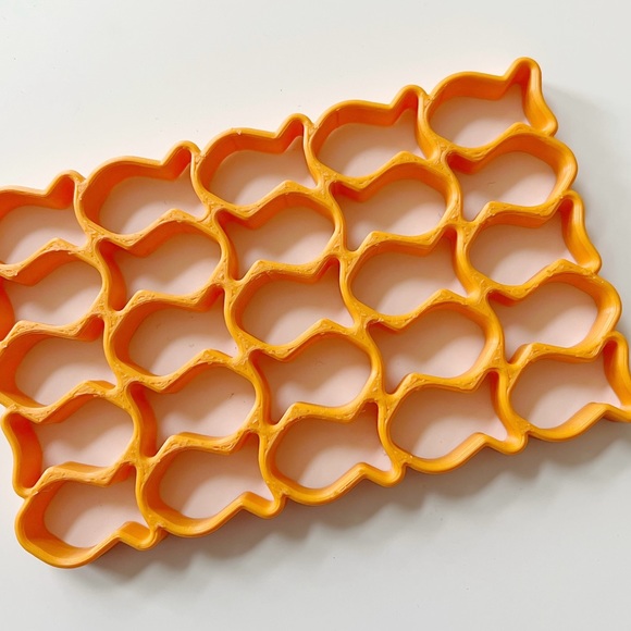 Kitchen | Goldfish Cracker Cutter Cuts 25 Fish 3d Printed With Food ...